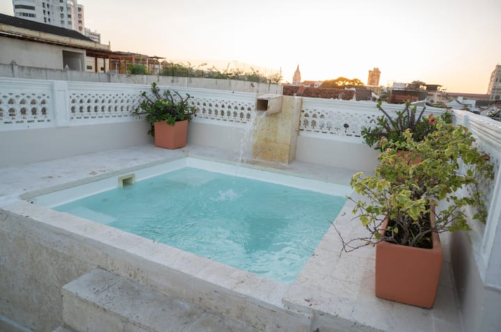 5br Cozy House|old City|pool|near Clocktower |Bar - Cartagena