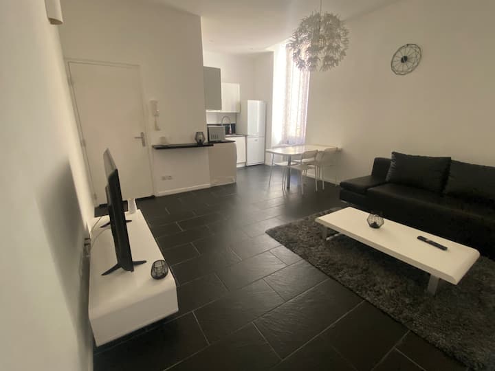 Appartement Centre D’orange. - Orange