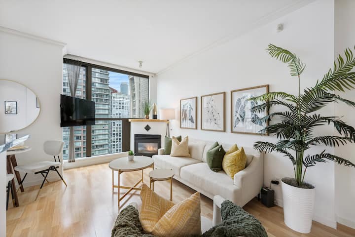 Stylish 2br Yaletown Retreat | Free Parking & Ac - Vancouver