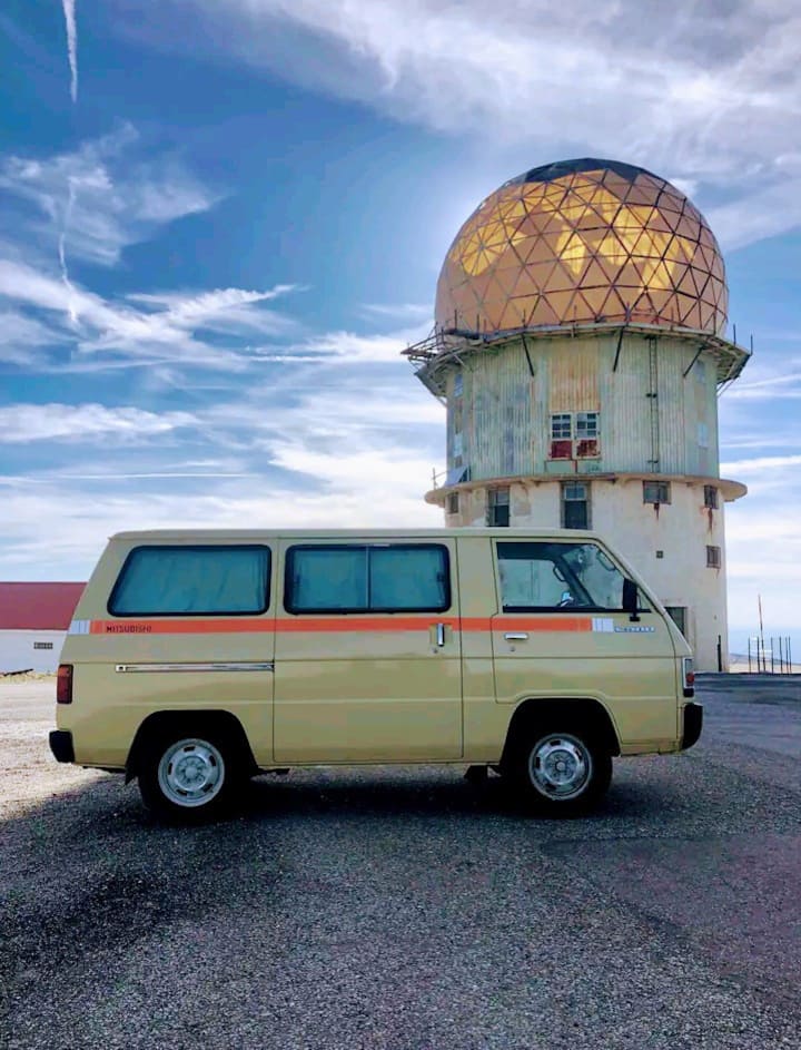 Mitsubishi L300 Camper Van - Faro