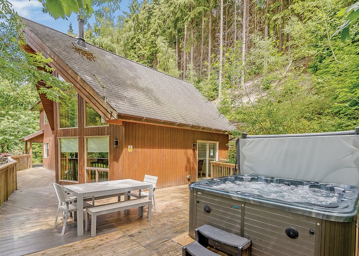 Birches Lodge - North Wales