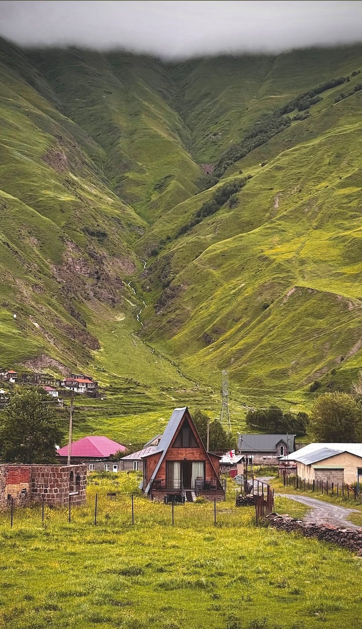 Riverside Cabin Kazbegi - Georgia
