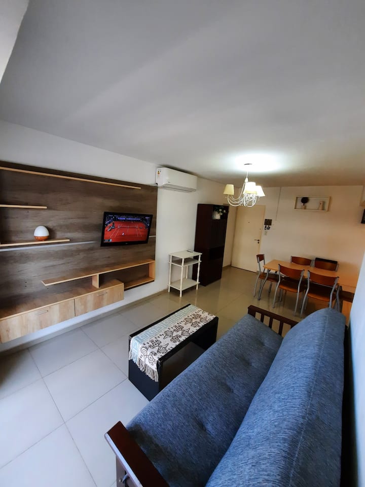 Depto Céntrico De 3 Habitaciones Y Cochera - Rosario