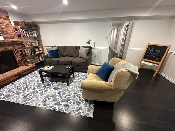 Private Lower Level Apartment-perfect For Families - Burlington