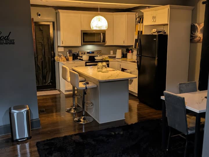 Fabulous House - Richmond, VA