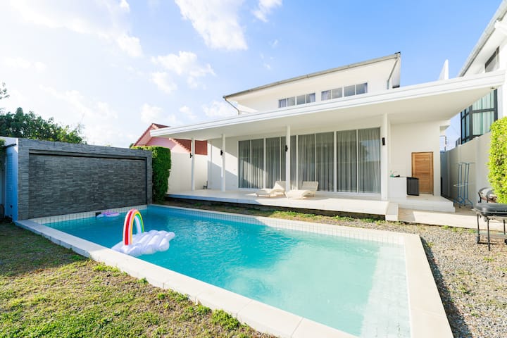 5 Bedrooms Private Pool Villa Close To City 中文服務 - 清邁