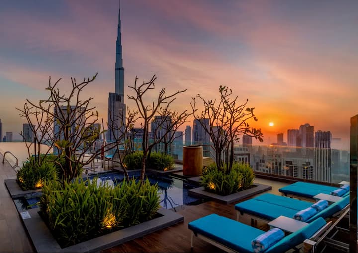 3br Family Apt. Direct Burj View 64th Floor Pool - Dubai