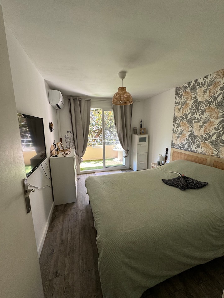 Cosy Appartement Toulon St Roch Avec Garage - Tolone