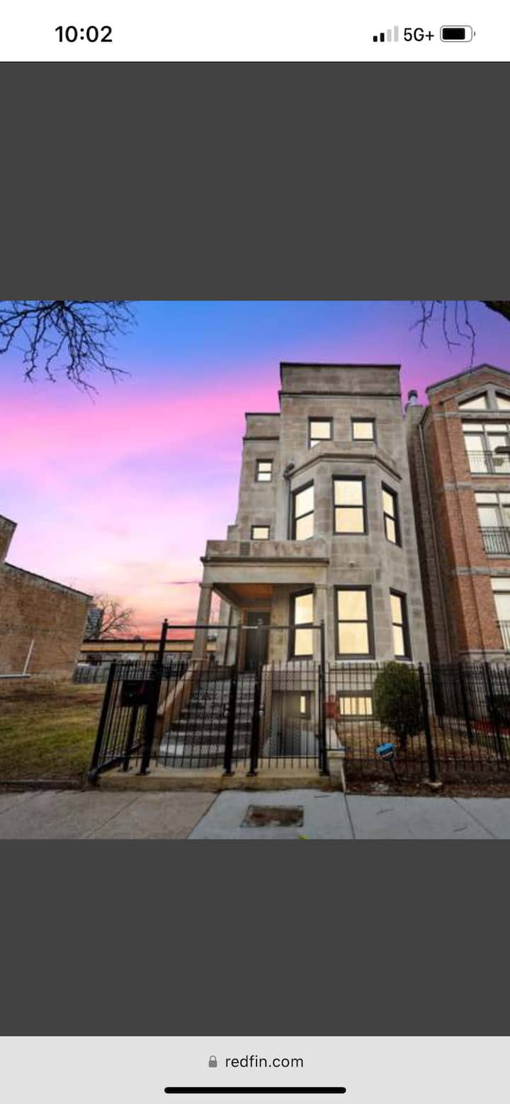 Bronzeville Finest Vacation Luxury Spot - Chicago, IL