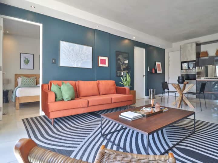 Exec Luxury Apartment On Oxford. Loadshedding-free - Johannesburg
