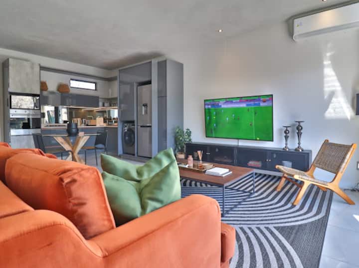 Exec Urban Escape | Houghton Estate Near Rosebank - Johannesburg