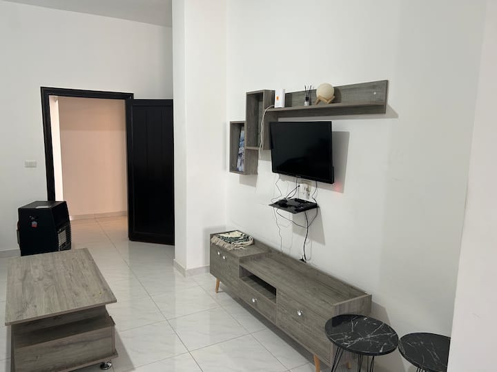 Spacious Family Friendly 2 Bedrooms Apartment - Amman