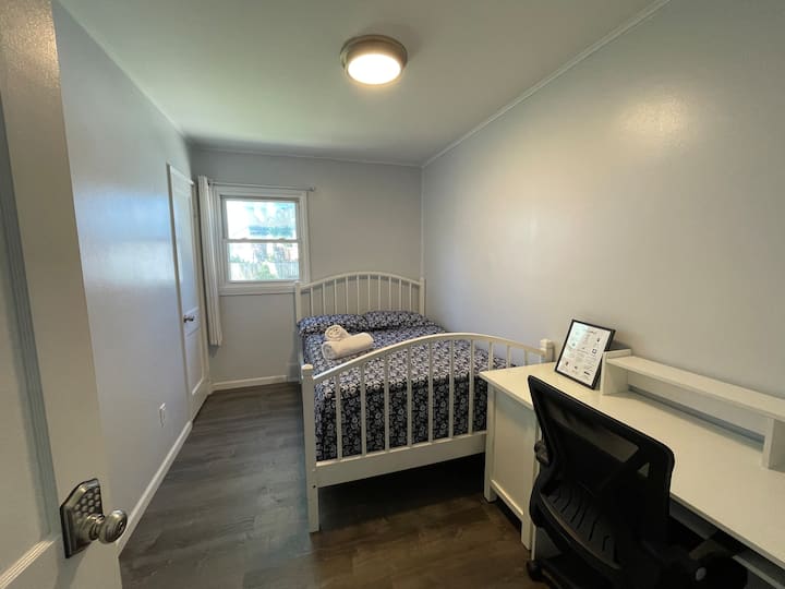 Aurora House • Room # 3 (Full Bed) - Aurora, IL