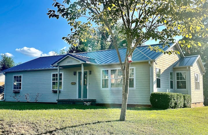 The Bateman House - Quiet Escape For Whole Family! - Tyler, TX