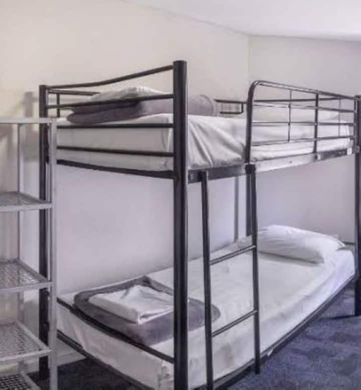 Bed In 2-bed Female Dorm With En-suite (Age 18-40) - Sydney