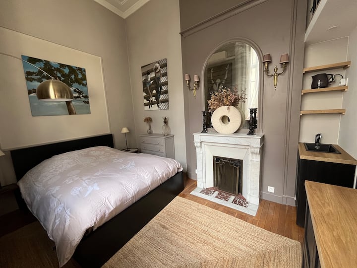 Panthéon 
Logement D’exception
Air Conditioned - Paris