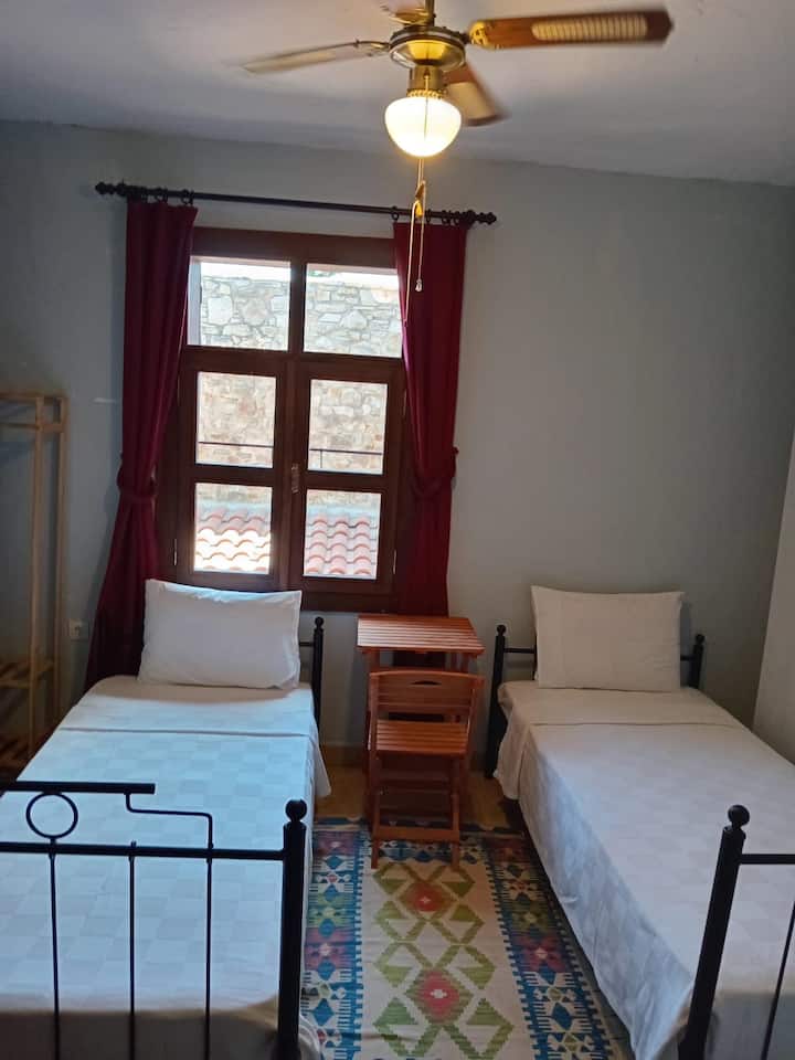 Geleneksel Kuşadası Konağı -Oda - Kuşadası
