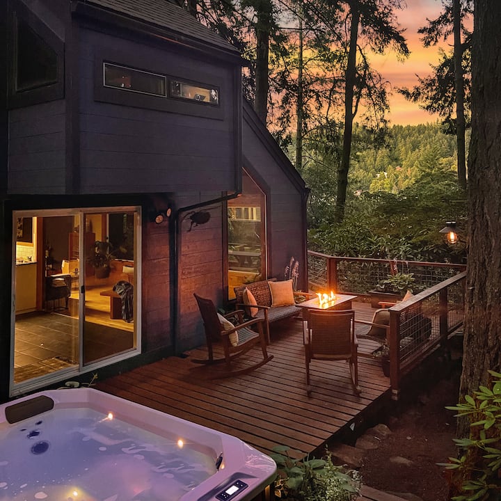 Hot Tub With A View/luxury In The Trees/ Game Room - Eugene, OR