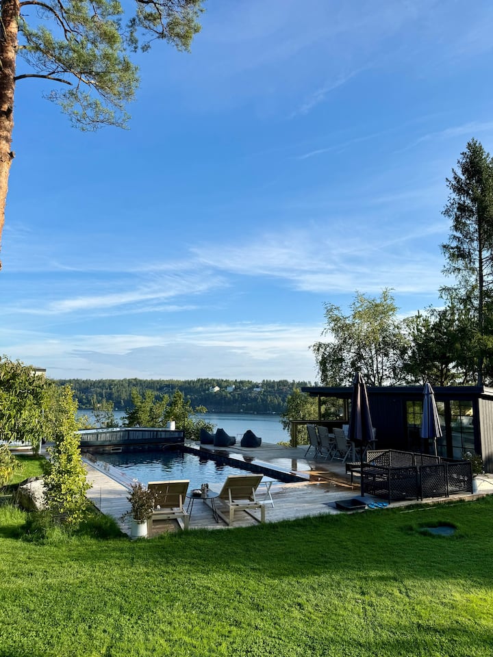 Skärgårds Boende I Bästa Läget!
70 M Hav. - Värmdö