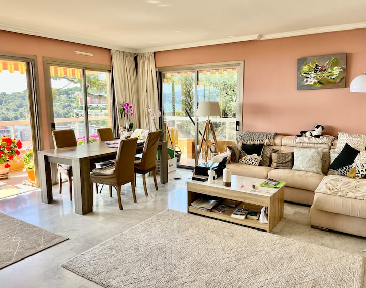 Appartement Spacieux , Vue Imprenable - Menton