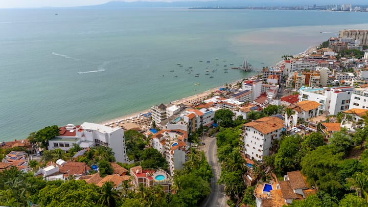 Zona Romantica, Beautiful, 2bd, 3 Bath Condo - Puerto Vallarta