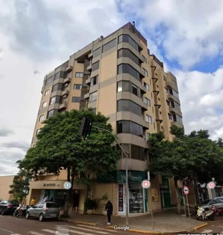 Aluga Ou Vende Apto 14 1° Andar Edifício Nathana - Toledo