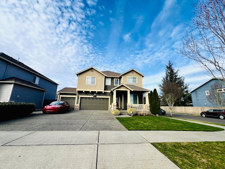 Bright & Spacious Modern House @ Landscape @ Ac - Kent, WA