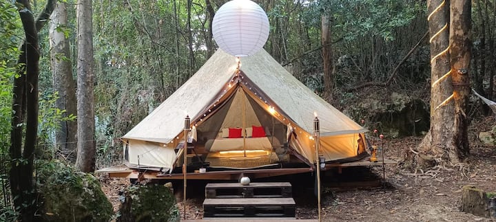 Experiencia Glamping En Bosque Junto Al Mar. - Comillas