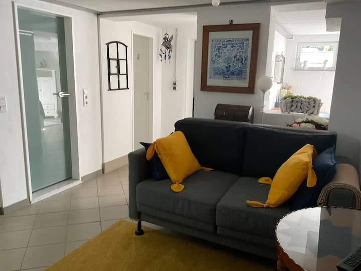 Clean&tidy-messenahe Wohnung - Leverkusen