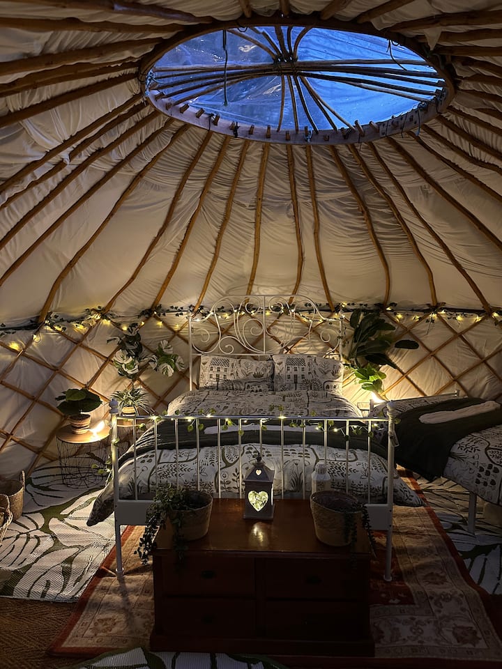 Dee Valley Yurt - Llangollen