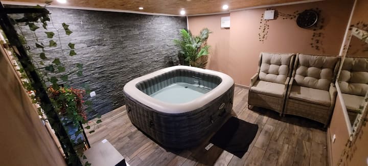 Maison Avec Jacuzzi Privé Ensoleillé Et Au Calme ! - Salon-de-Provence
