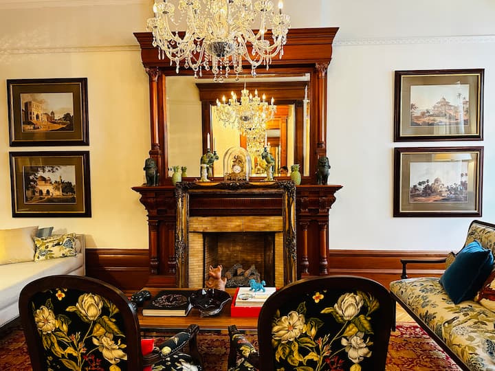 Room In A Luxury Townhouse, Adults Only, No Pets. - New York City