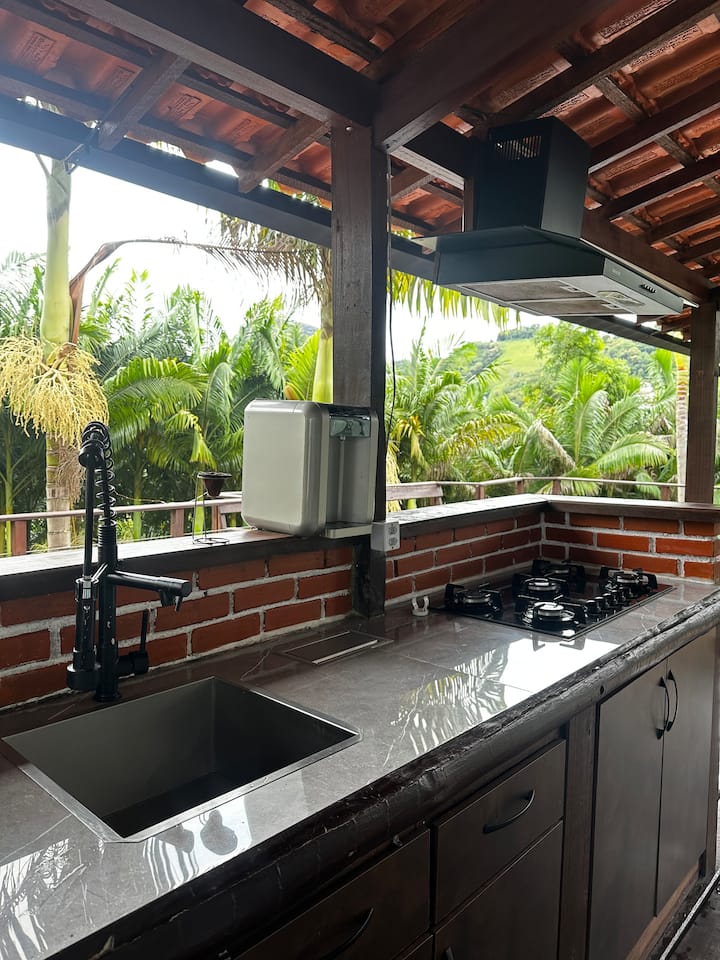Casa Com Hidro Privativa E áRea Gourmet - Nova Friburgo