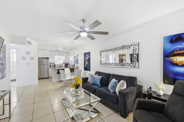 Exceptional Suite (1140-5) - Fort Lauderdale, FL