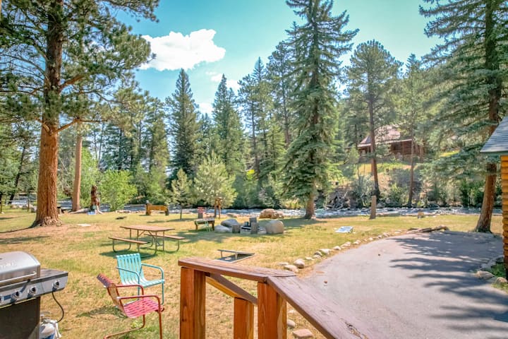 Incredible River View Cabin - Shemara - Estes Park, CO