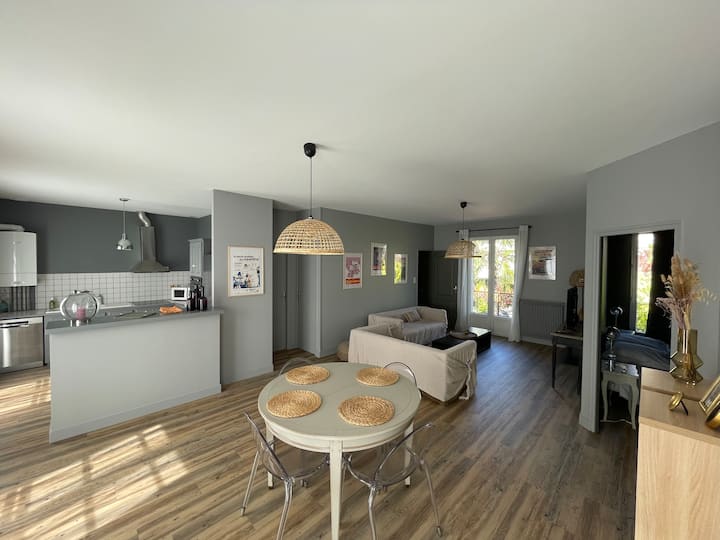 Appartement Spacieux Et Lumineux En Hypercentre - Angoulême