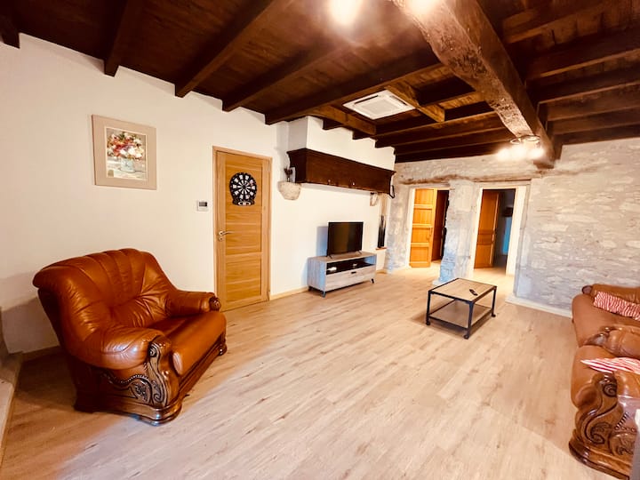 Gîte Le Petit Louis *Piscine-clim-jeux* - Nouvelle-Aquitaine