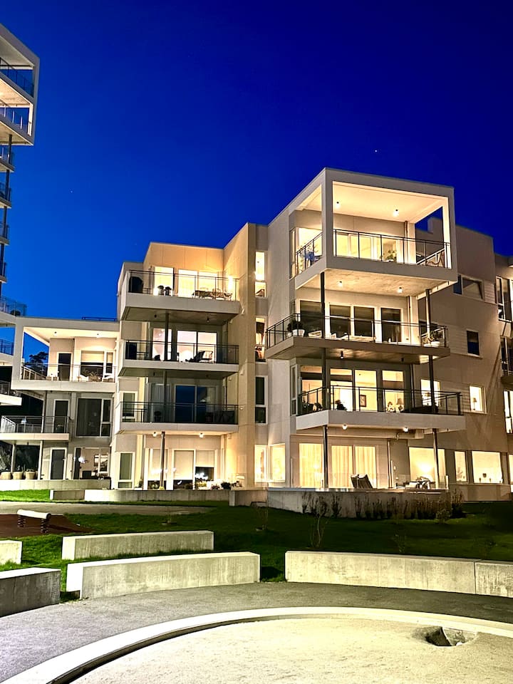 Toppleilighet Med Utsikt, Sentralt I ÅLesund! - Ålesund