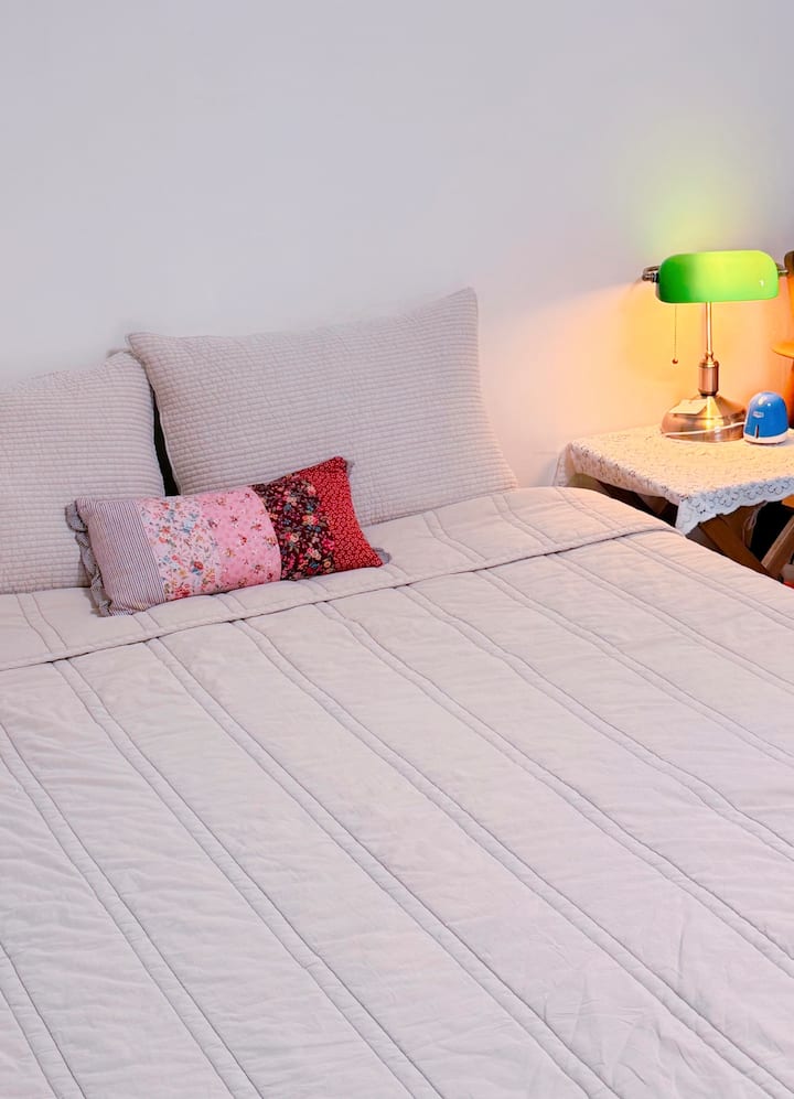 •경주의집 •청결이최고 •최대4인 •터미널5분 • 황리단길8분 •조용한 주택가 •벚꽃마을 - Gyeongju-si