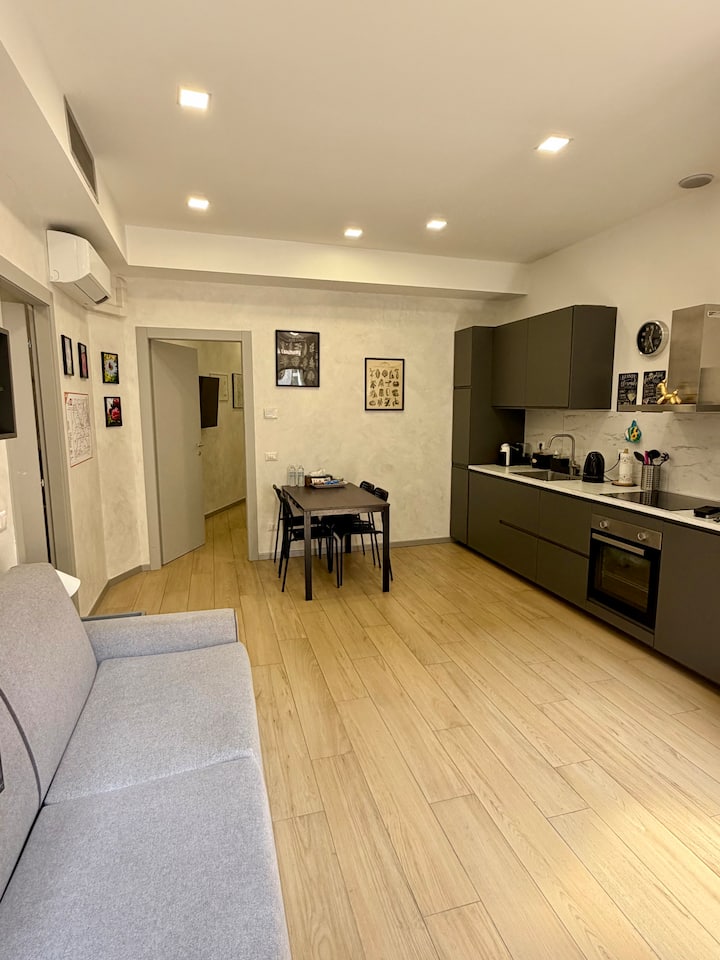 •Modern Apartment• 5 Min Centrale Railway Station - Milan