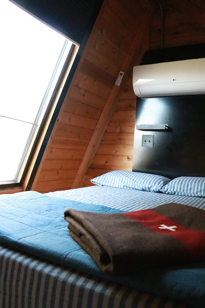 Mini A-frame Deveau - Kansas (State)