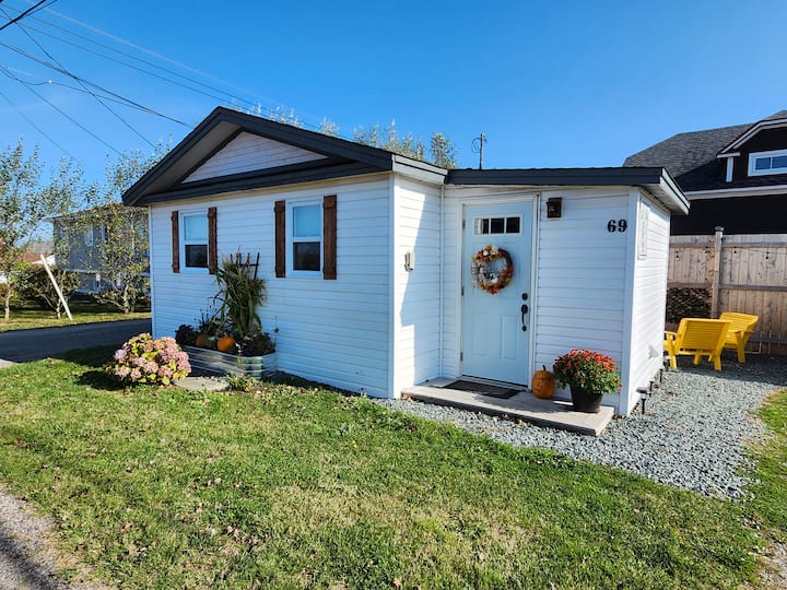 Eli's Place /Located In Historic Bonavista Nl - Bonavista