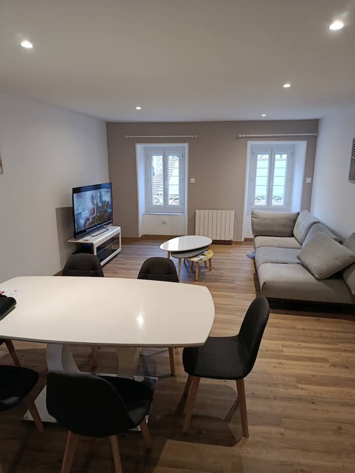 Appart Chaleureux Rénové - Saint-Vallier