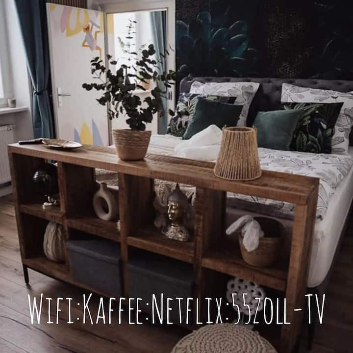 Cozy Dreams: Deluxe 2-zimmer-apartment -Küche - Nuremberg