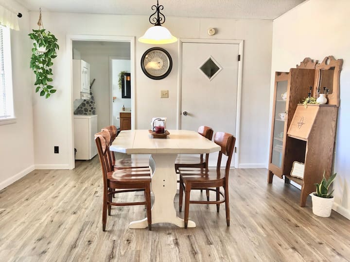 White Oak Cottage - Harrison, AR