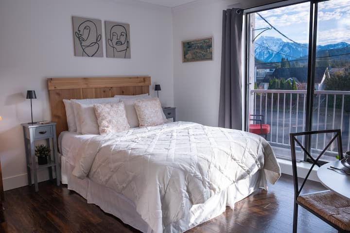 Wanderlust | Studio Suite With Private Patio - 哈里遜溫泉