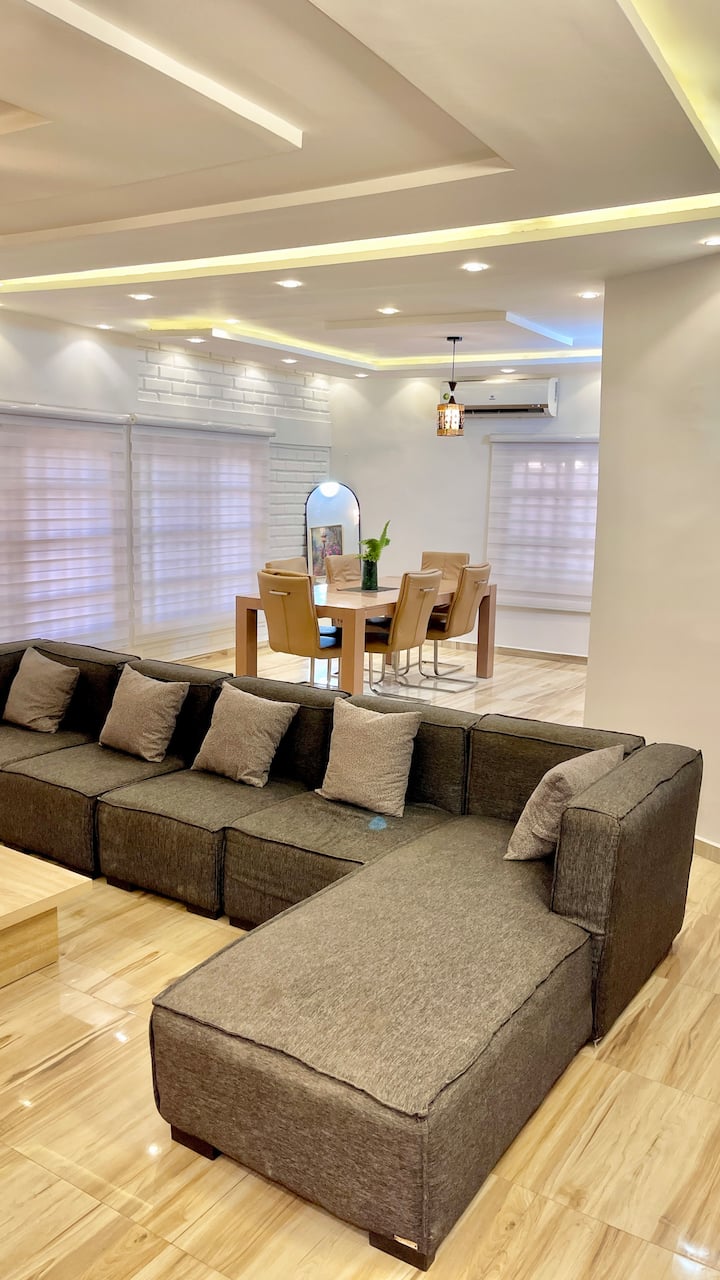 Entire Rental Unit In Porto Novo, Benin - Benin