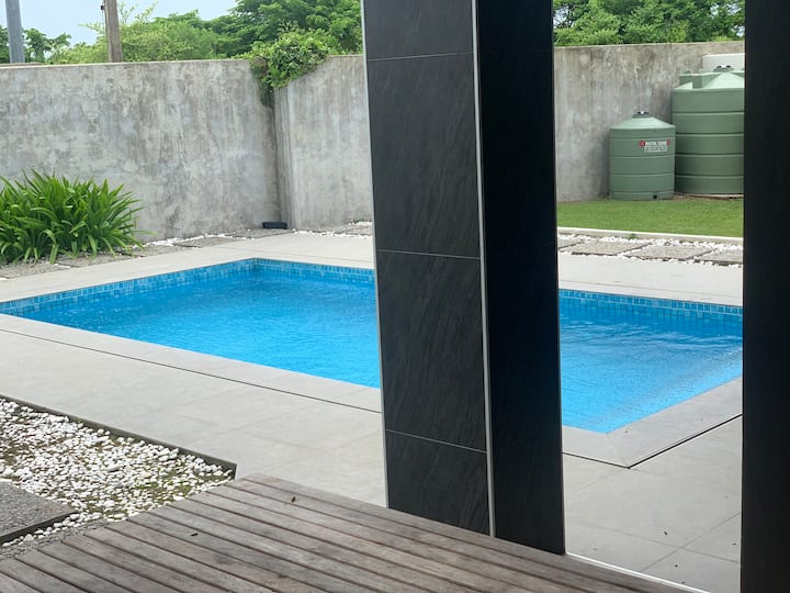 3 Bedroom Beach Apartment With Swimming Pool - Nadi