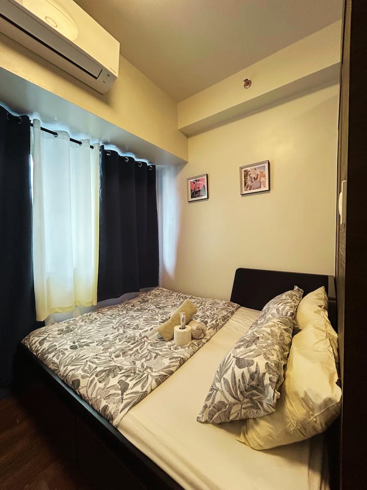 Makati 1br | 300mbps Wi-fi | Free Private Parking - Makati