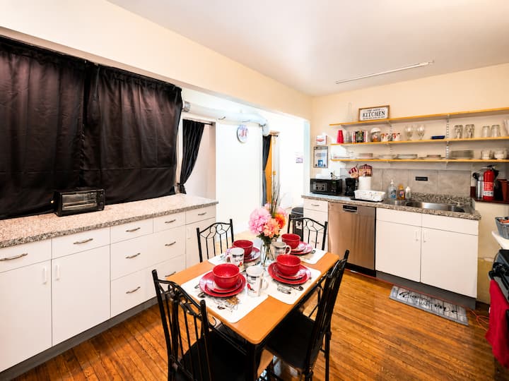 2 Bedroom On Main - Saugerties, NY